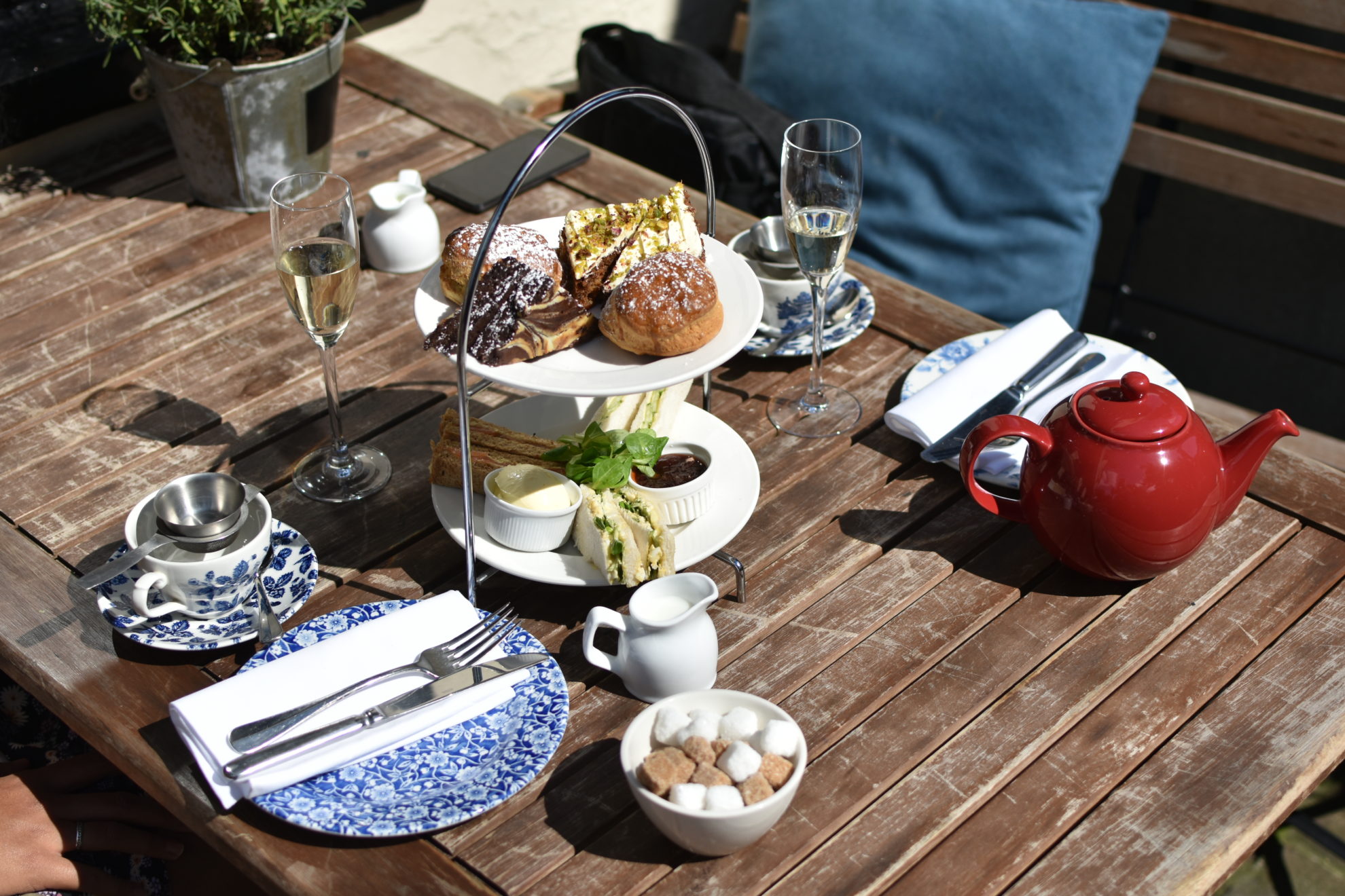 17 Great Reasons to Visit England by Top Travel Bloggers | Day Out in ...