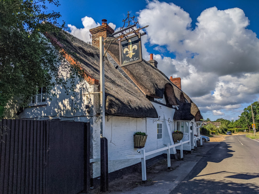 18 BEST New Forest Pubs for 2025 (with Photos!) | Day Out in England