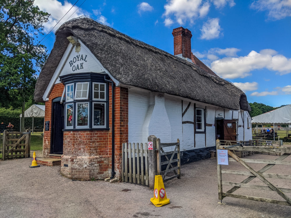 18 BEST New Forest Pubs for 2025 (with Photos!) | Day Out in England
