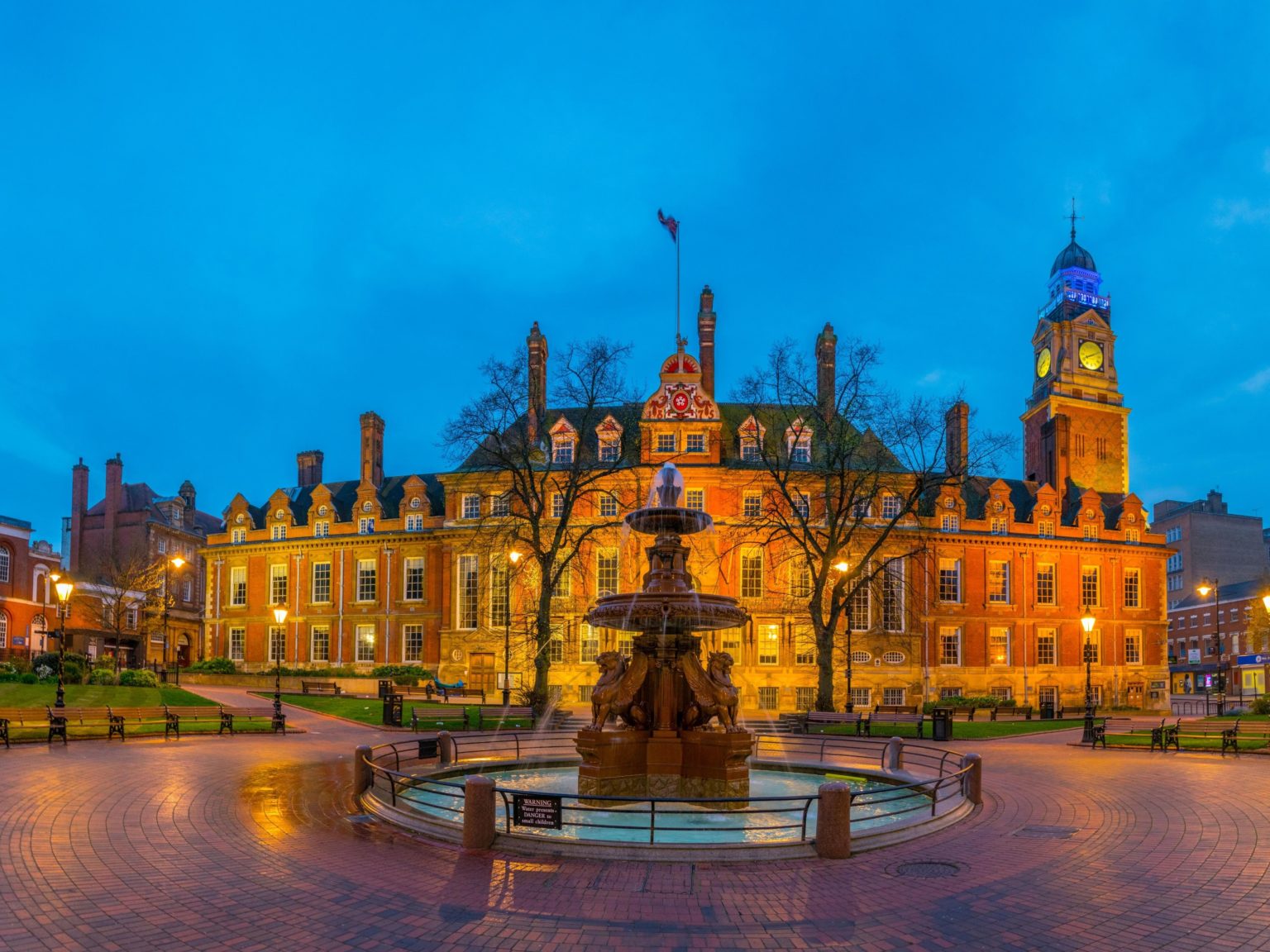 24 Brilliant Days Out in Leicestershire to Enjoy | Day Out in England