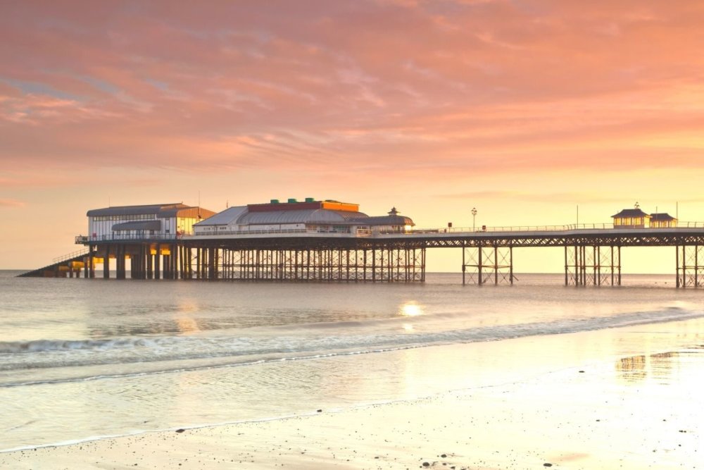 6 Best Spots for Paddle Boarding in Norfolk | Day Out in England