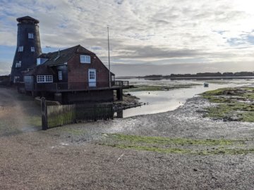 How to Do the Solent Way Walk in 6 Day Trips (by Public Transport & Car ...