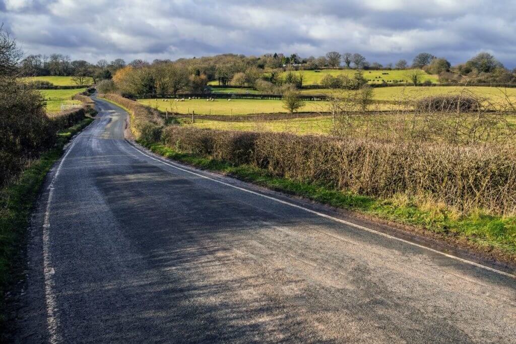 11 Essential Tips for Driving in England and the UK as a Tourist | Day ...