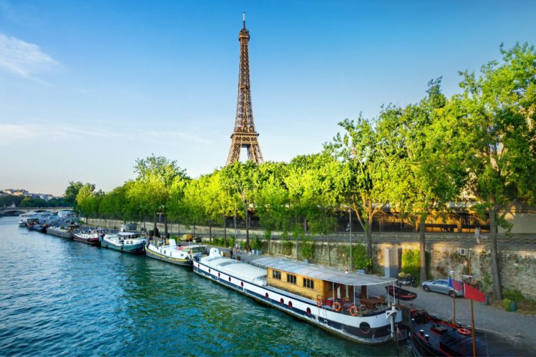 Ultimate Guide to Taking a Day Trip to Paris from London | Day Out in ...