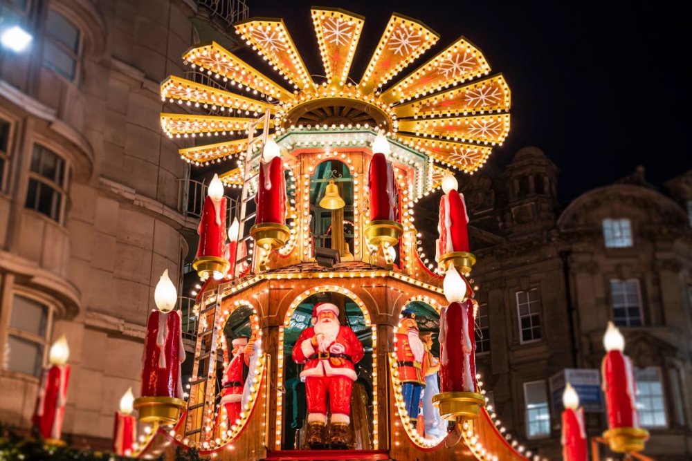 5 Magical Places to Spend Christmas in England in 2025 | Day Out in England