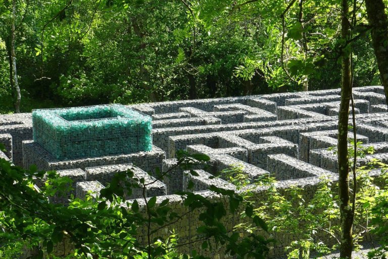13 Best Mazes in England You Need to Visit | Day Out in England