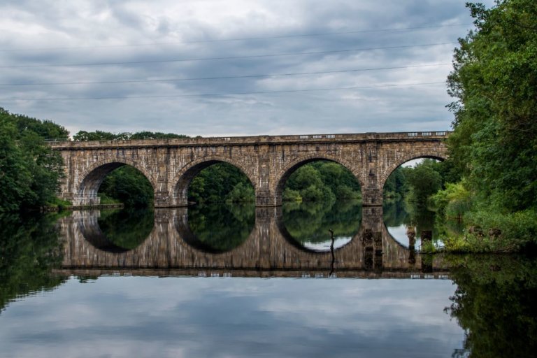 10 Best Spots for a Narrowboat in England | Day Out in England