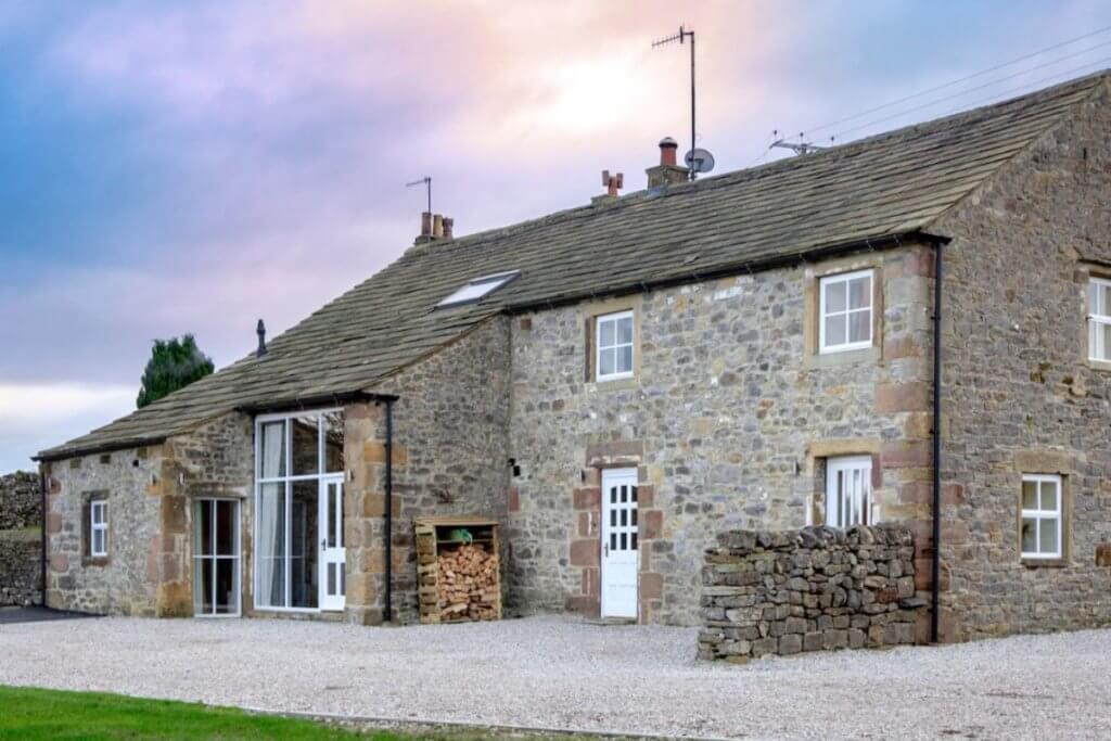 15 Most Unique Afternoon Teas in Yorkshire | Day Out in England