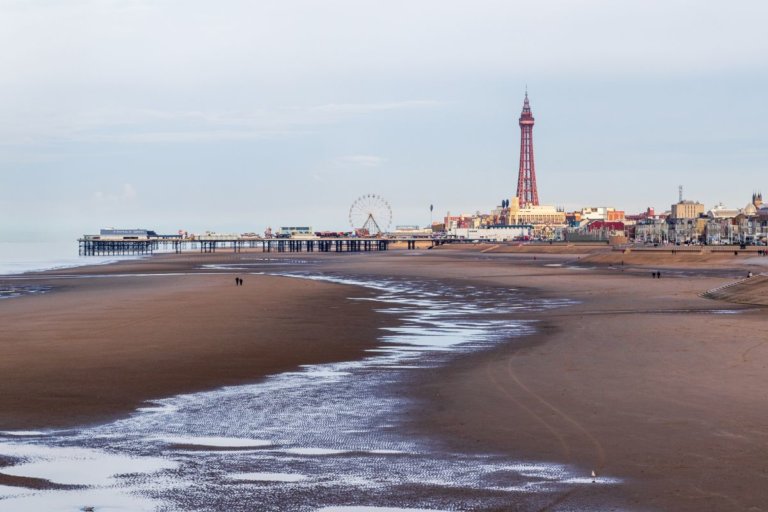 How to Have the Best Blackpool Day Trip in 11 Top Blackpool Attractions ...
