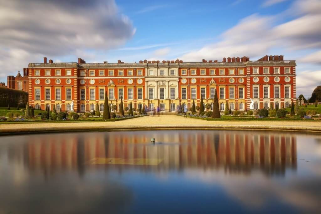 11 Most Incredible Palaces in England (in London and Beyond) | Day Out ...