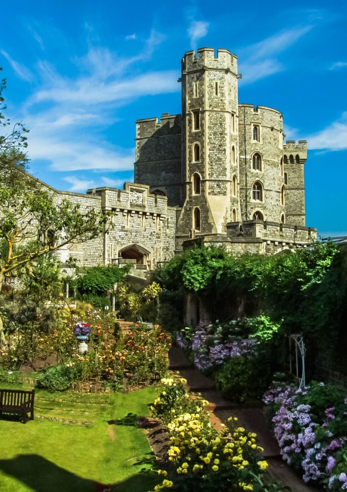 11 Most Incredible Palaces in England (in London and Beyond) | Day Out ...