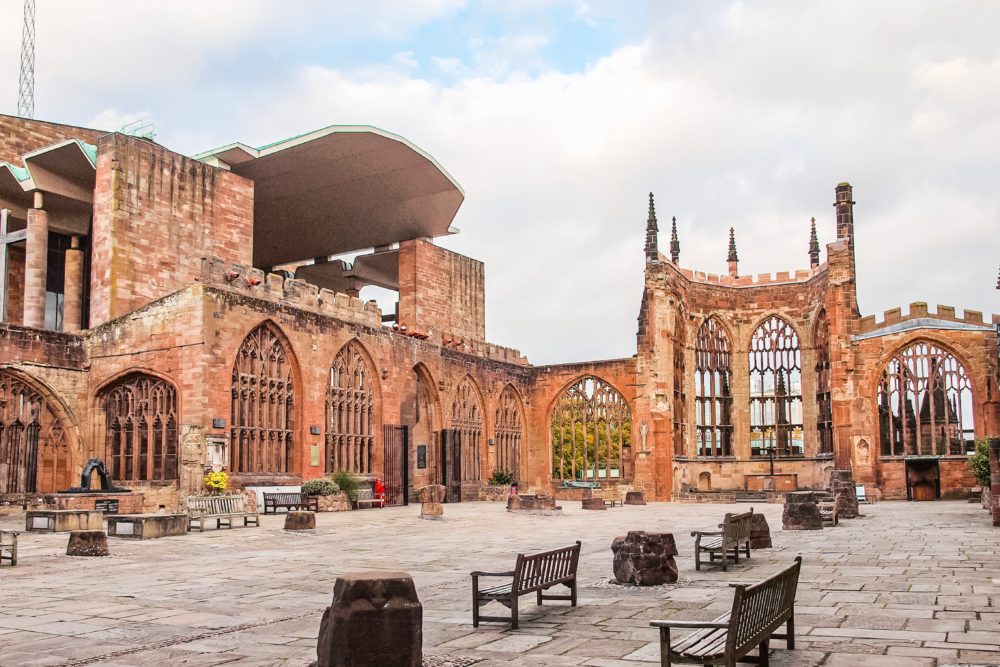 10 Best Day Trips from Leicester (All Within 1 Hour) | Day Out in England