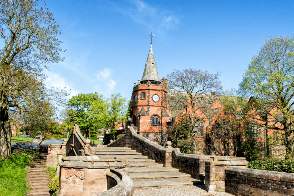 17 Best Date Ideas in Liverpool for 2025 | Day Out in England